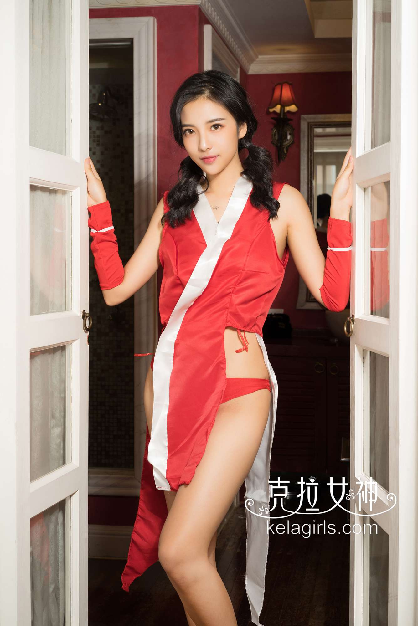 凌雪《可否一战》-美女写真-高清美女图片-克拉女神美女图片官网